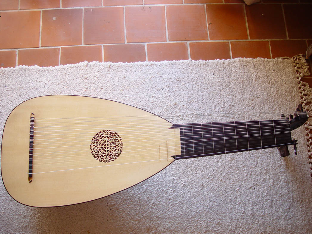 SFL : Société Française de Luth - Ventes d'instruments